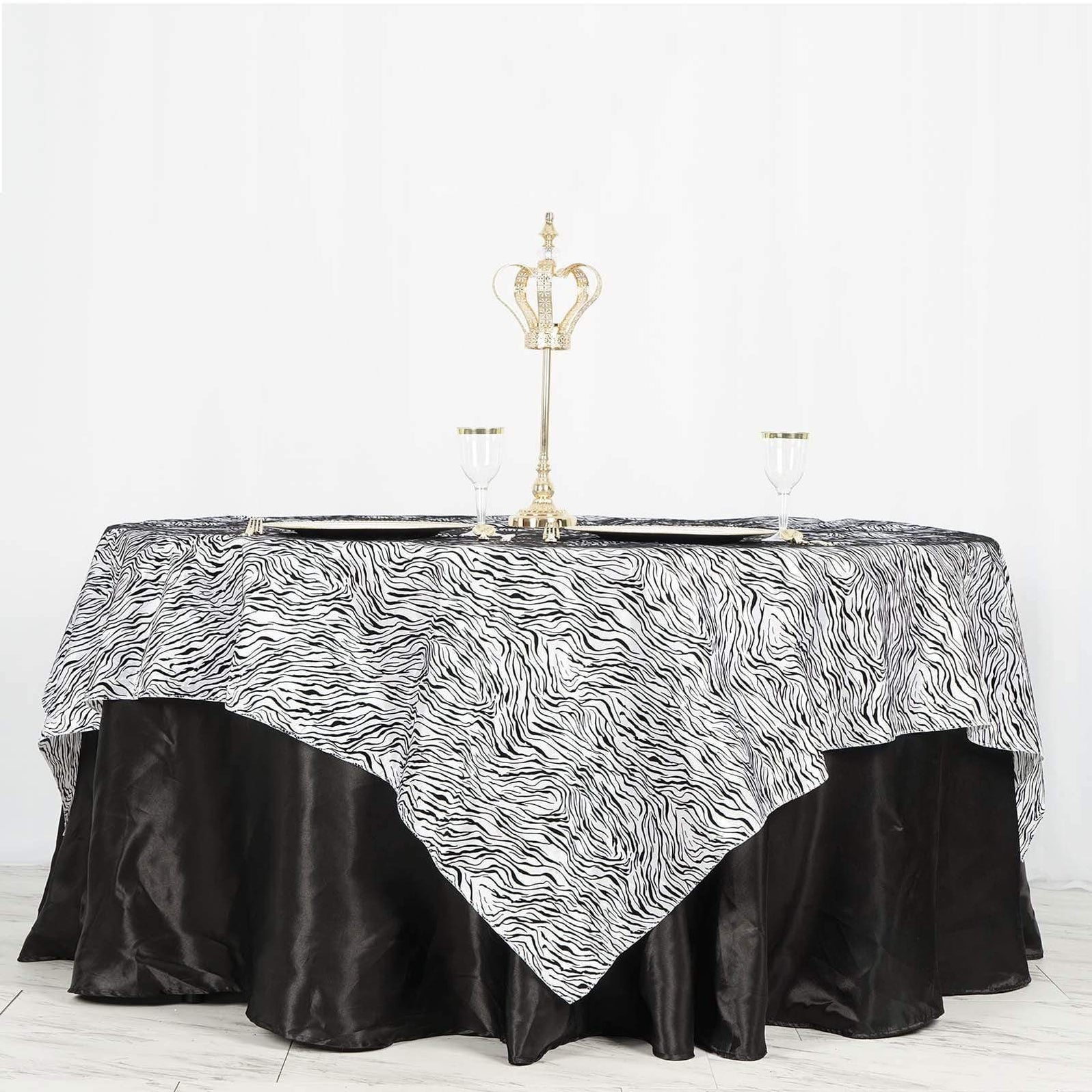 Tablecloths and Linens | Table Overlays - LeilaniWholesale.com
