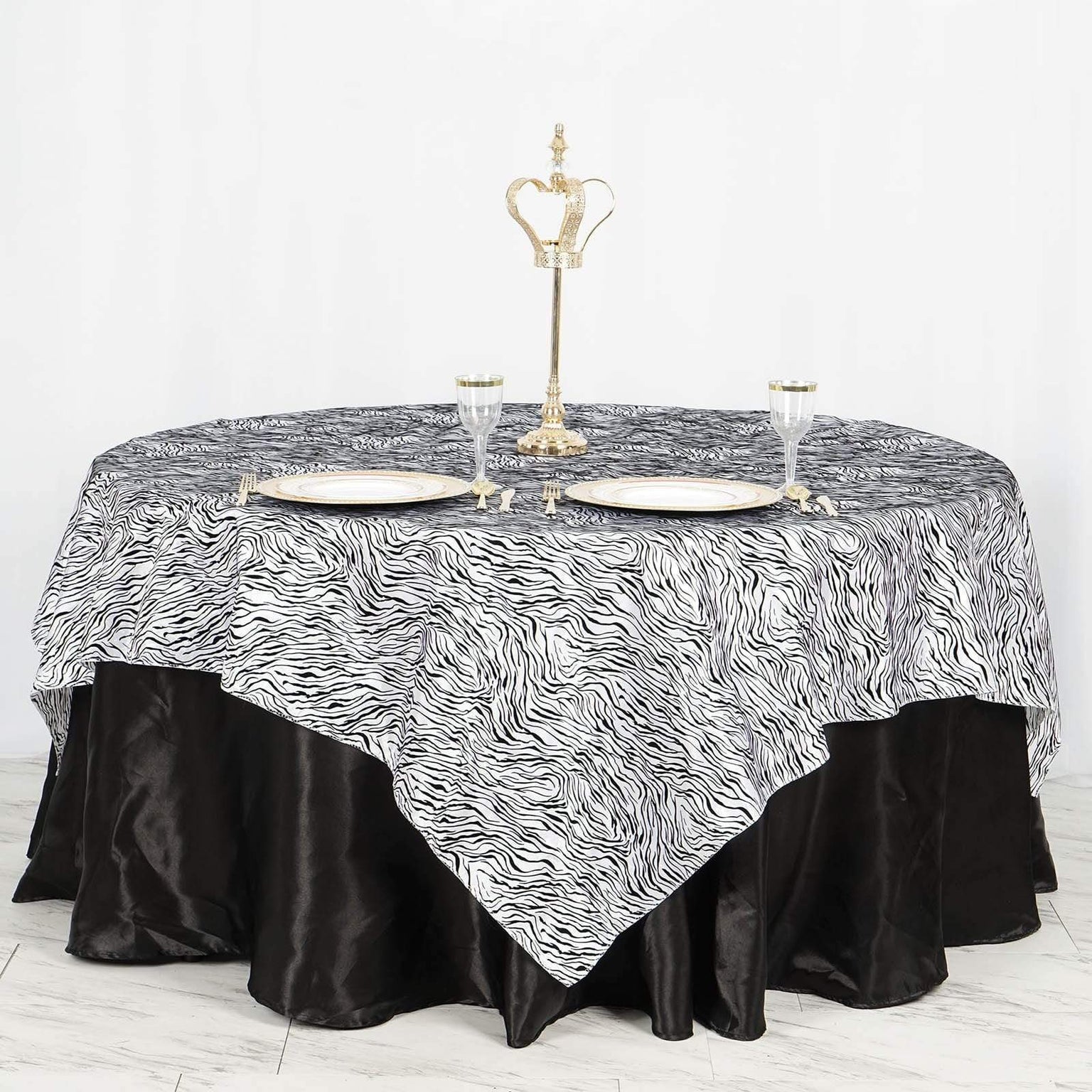 Tablecloths and Linens | Table Overlays - LeilaniWholesale.com